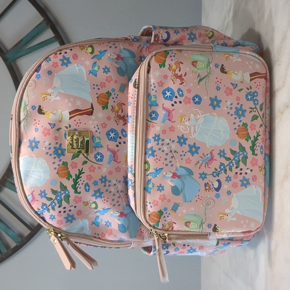 Petunia Pickle Bottom | Bags | Petunia Pickle Bottom Disney Princesse ...